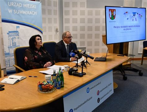 Projekt budżetu miasta przewiduje i inwestycje i podwyżki Suwałki
