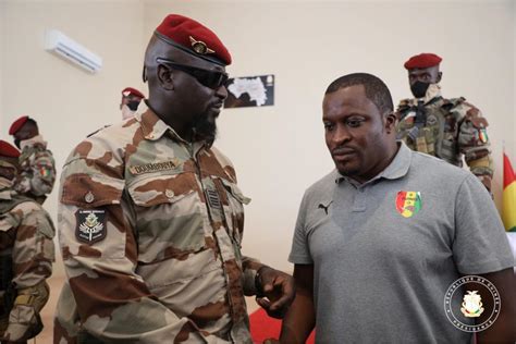 Palais Mohammed V le Colonel Mamadi Doumbouya reçoit le Syli National DCI PRG