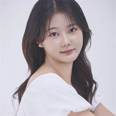 박혜원 Winniewinny • Threads Say More