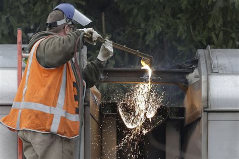 ‘third Rail Is A Focus Of Inquiry In Metro North Crash Wsj