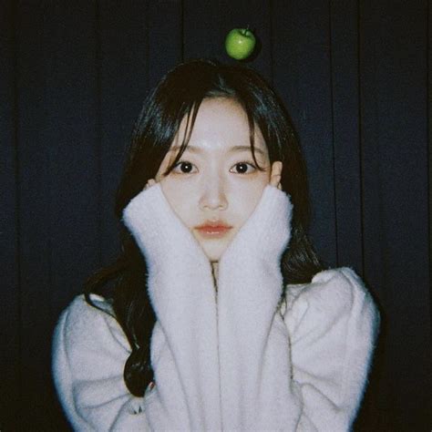 Pin By Hailey On Nmixx Kpop Girl Groups Girl Icons Aesthetic Girl