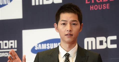 송중기 2016년 소비자가 뽑은 최고의 광고모델
