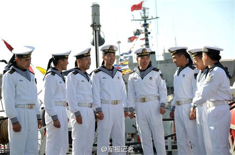 海军男初级士官正式换着水兵服 大檐帽等停止穿用 组图 图片中国中国网