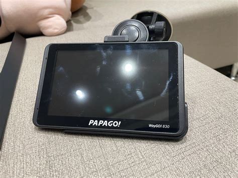 Papago Waygo 830 5吋可錄影衛星導航機 行車紀錄器 汽機車零配件在旋轉拍賣