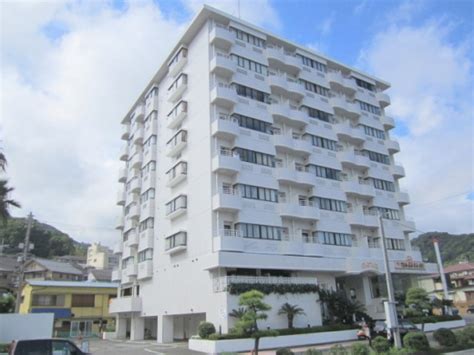 シーサイドパレス南熱海 9階建8階部分 美室1ldk Jr伊東線「網代」駅より徒歩約6分の平坦地 海の香りがするリゾートエリア バルコニーから