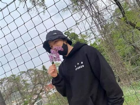 Taeyang Covered Treasure Bang Yedams Wayo And Gosh Dang His Vocals