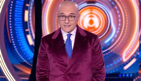 Alfonso Signorini Ci Ha Provato Lo Voleva Nella Casa Del Gf Rifiuto