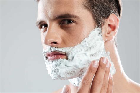 6 نکته ضروری برای اصلاح صورت جوش دار مجله زیبایی آچاره