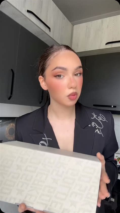 Instagram Video By Effect Sneakers ეფექტ სნიქერ • Nov 5 2024 At 4 18 Am