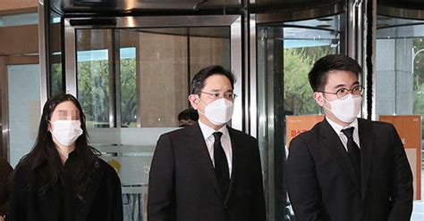 이건희 회장 별세 이재용 부회장 아들·딸 함께 빈소 도착