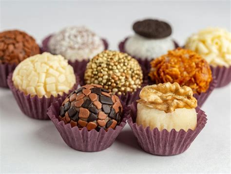Como Fazer Brigadeiro 2 Receitas Fáceis
