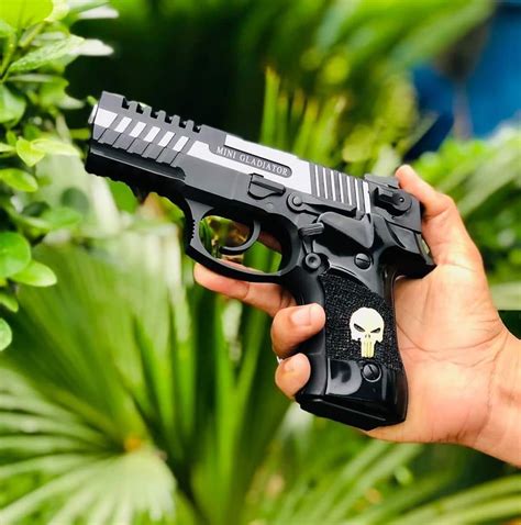 Umar Afridi Guns Zone