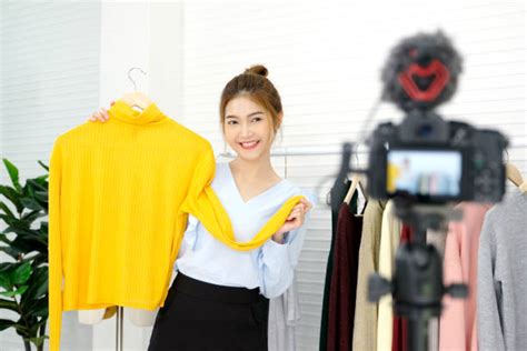 Gardrop Videolar Stok Fotoğraf Resimler Ve Görseller Istock