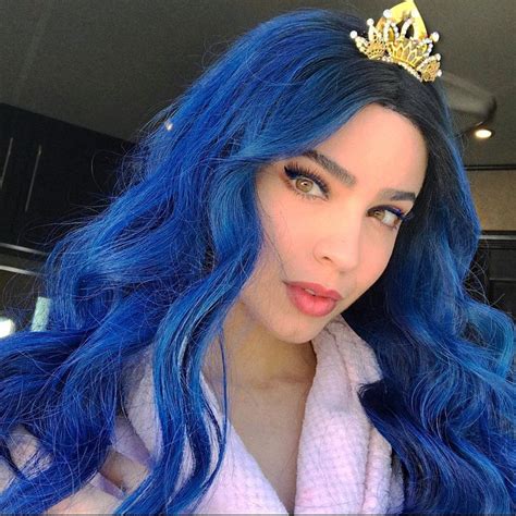 Descendants 💙🍎🪞 моя обработка In 2024 Sofia Carson Evie Descendants Descendants