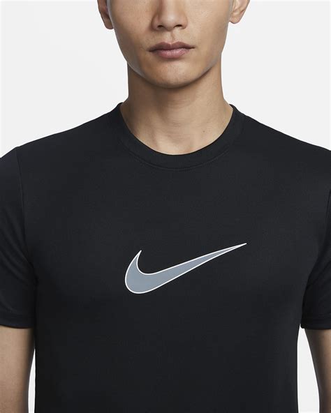 Nike Dri FIT Academy Men S Short Sleeve Graphic Football Top Nike IN