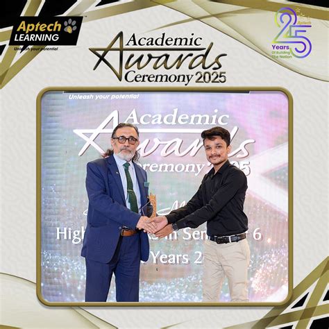 Hassan Mujtaba On Linkedin Honored To Receive An Award For Achieving