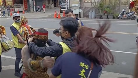 乩童賞巴掌辯「拍攝角度問題」！廟方聲明如火上加油 網友全炸鍋 生活 三立新聞網 Setncom