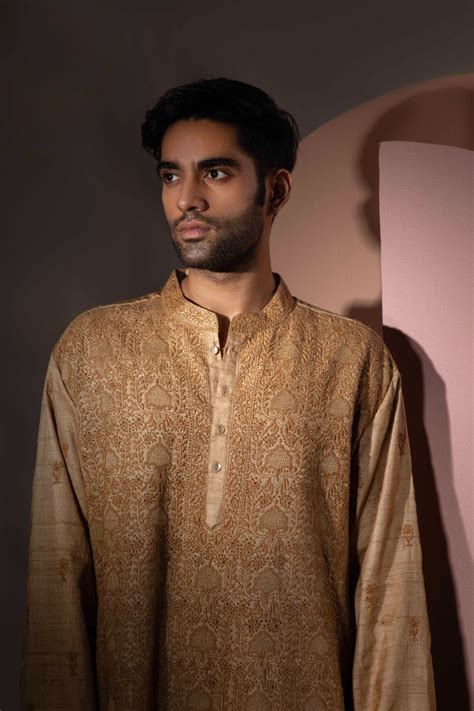 Beige Jaali Jaal Nandini Agarwal