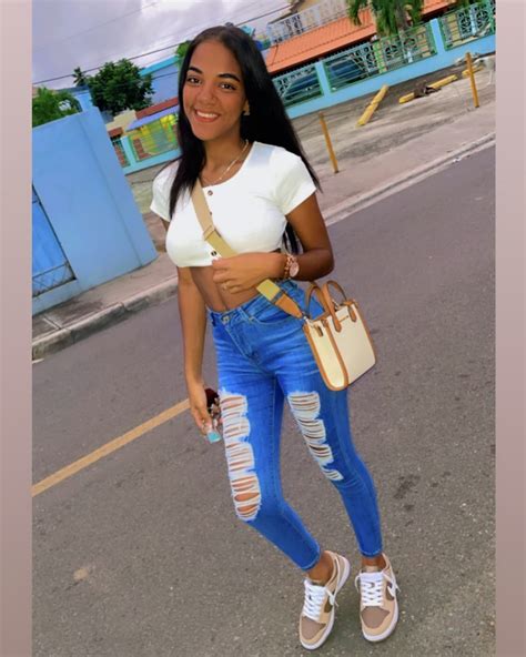 Dania Contreras Daniacont3ras • Instagram Photos And Videos