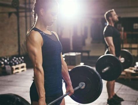 Rutina para tonificar el core con banda elástica Blog Nutrimarket