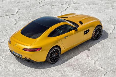Auto Motor Racing „მერსედეს Amg Gt“ „პორშე 911 ის“ კიდევ ერთი მეტოქე