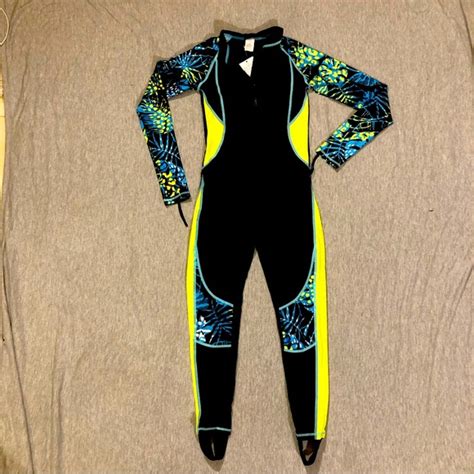 Swim Sbart Size S Women Lycra Wetsuit Quickdry One Piece Surfing