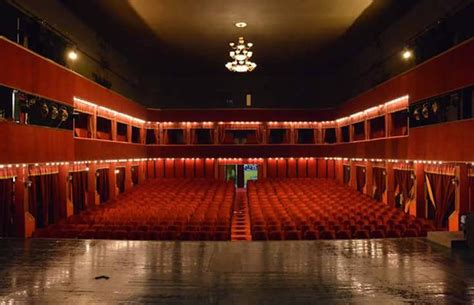 Albanian Actors Storm National Theatre To Protest Government Demolition