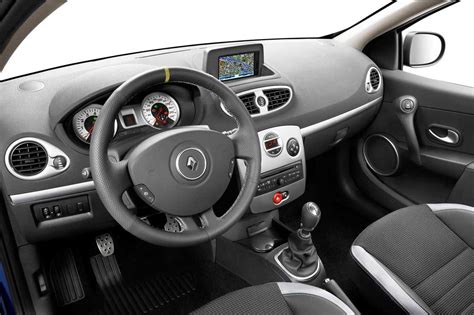 Fiche Technique Renault Clio 3 1 5 DCi 85 2010