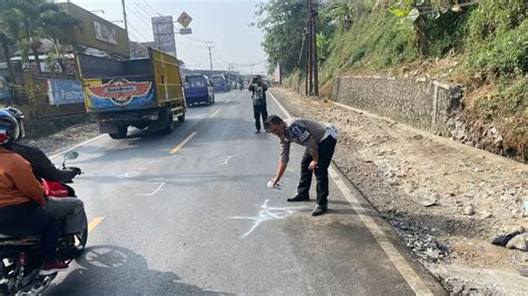 Kronologi Avanza Tabrak Angkot Di Cibadak Sukabumi Sopir Diduga Kurang