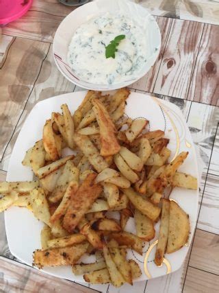 Çıtır Patates Eşliğinde Ev Yapımı Ranch Sos Nefis Yemek Tarifleri