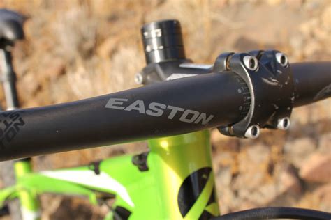 Review Easton EC Wide Carbon Flat Bar Singletracks Mountain Bike News