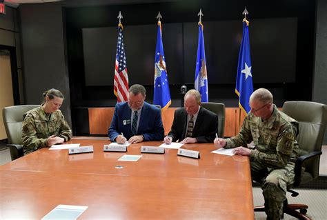 Robins Air Force Base Announces Educational Partnership With Georgia