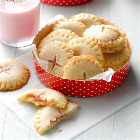 33 Low Calorie Strawberry Dessert Recipes We Love To Make
