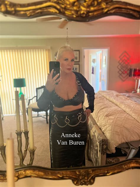 Anneke Van Buren Tampa Gilf Goddess 18 On Twitter A Lusty Friday