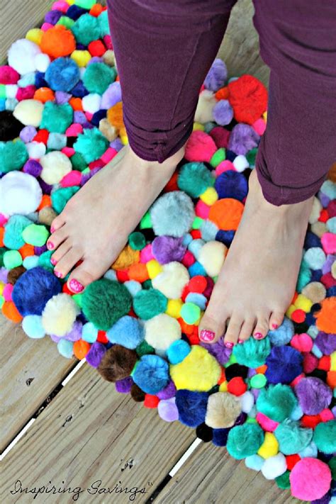 Super Fast And Easy Diy Pom Pom Rug