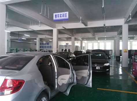 汽车与机电工程学院