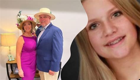 Capturing Molly Noblitts Essence A Visual Journey Of The Social Media