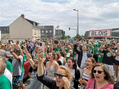 Lada Blois Basket Partage Son Bonheur Avec Les Supporters