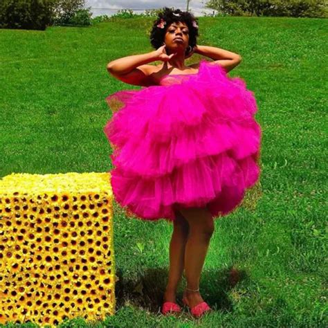 핫 핑크 자홍색 무성한 푹신한 드레스 Tulle 가운 사진 촬영 드레스 Strapless 계층화 된 Tulle 핫 핑크 여성 여름 드레스 2022 Aliexpress