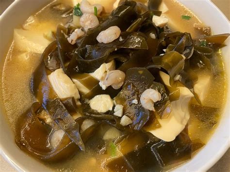 【海带豆腐虾仁汤的做法步骤图，怎么做好吃】爱做饭的金牛座下厨房