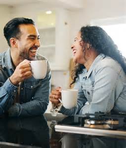 The Art Of Social Compromise 7 Simple Ways Extroverts Stay Happily