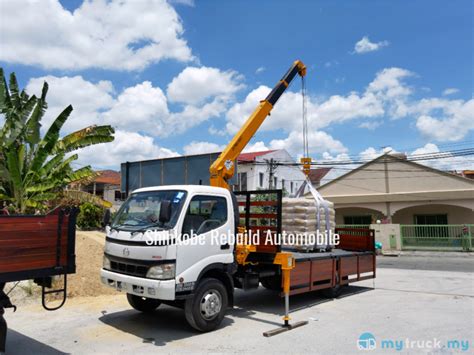 2019 Hino Hino Xzu 17ft Lorry Crane Isuzu Lorry Crane Fuso Lorry