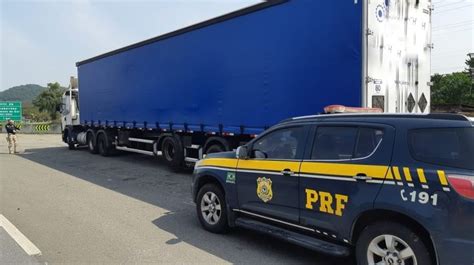 Prf Flagra Motorista De Carreta Embriagado Na Br 101 No Norte De Sc