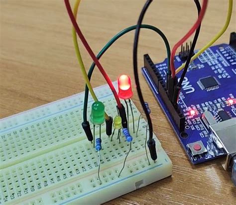 Светофор Arduino Telegraph