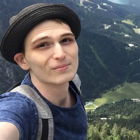 Oleksii Tarbeiev Cto At Hermitgamer