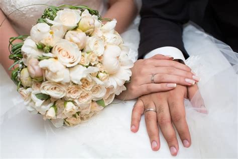 10 Versículos Sobre Casamento E Família