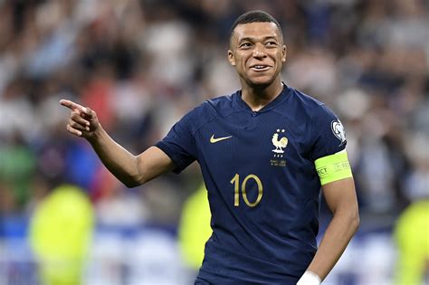 Kylian Mbappé Philippaaela