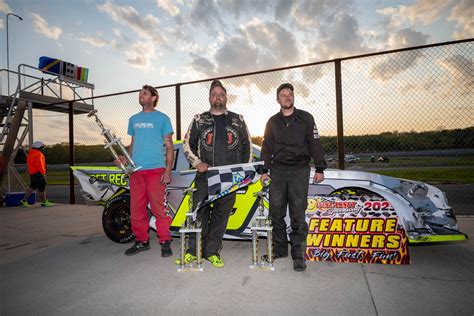 Calab Emerson Mains Captures First Career Strictly Street Victory At