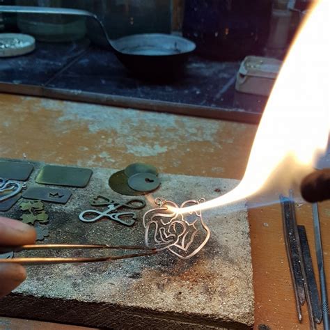 Bijuteria Vio Reparatii Bijuterii Brasov Brasov Orasul Tau