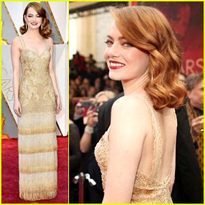 Emma Stones Oscars 2017 Dress Shines Just Like A Statuette 2017